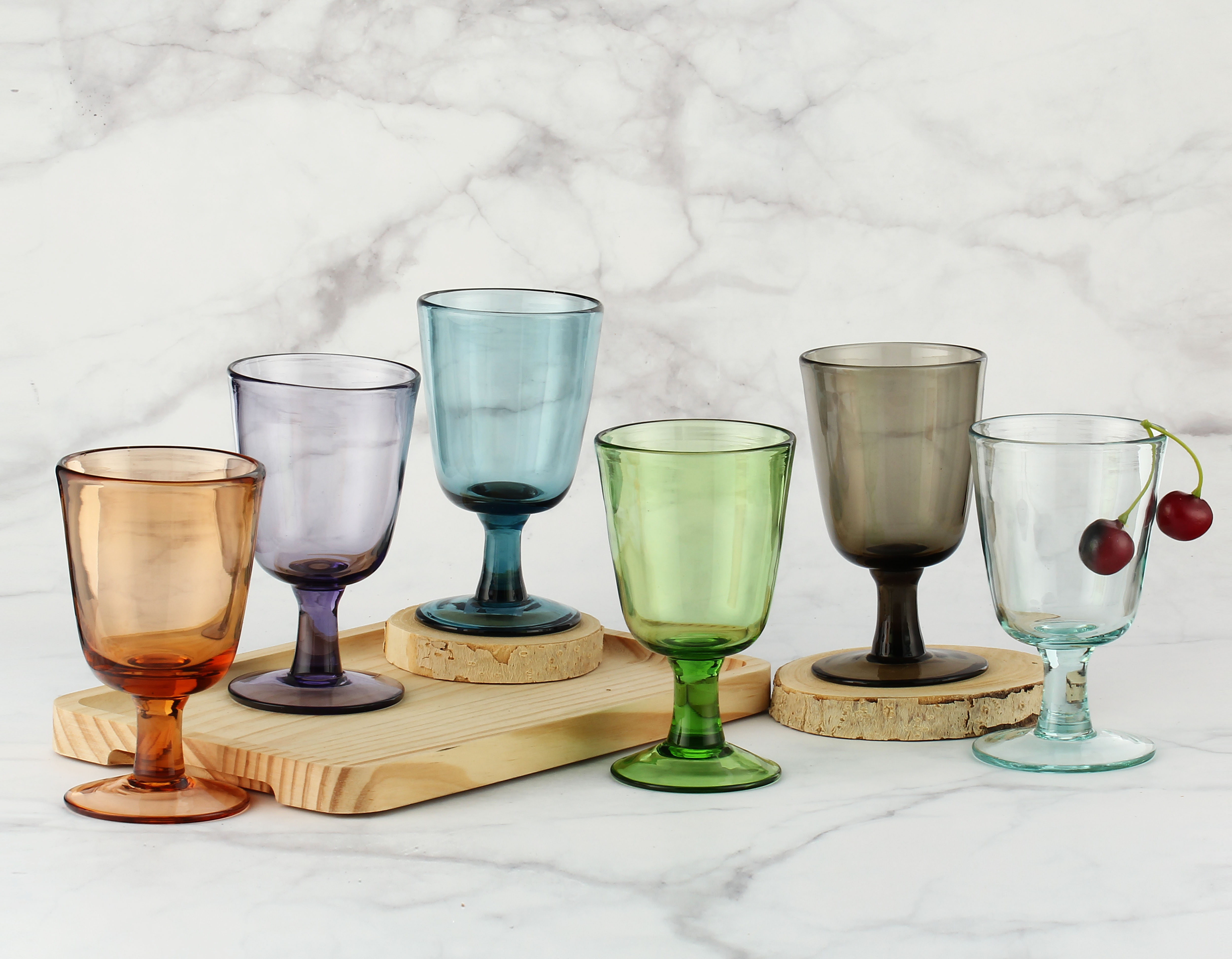 Why is Multicolor Drinking Glassware so Popular in the World ...